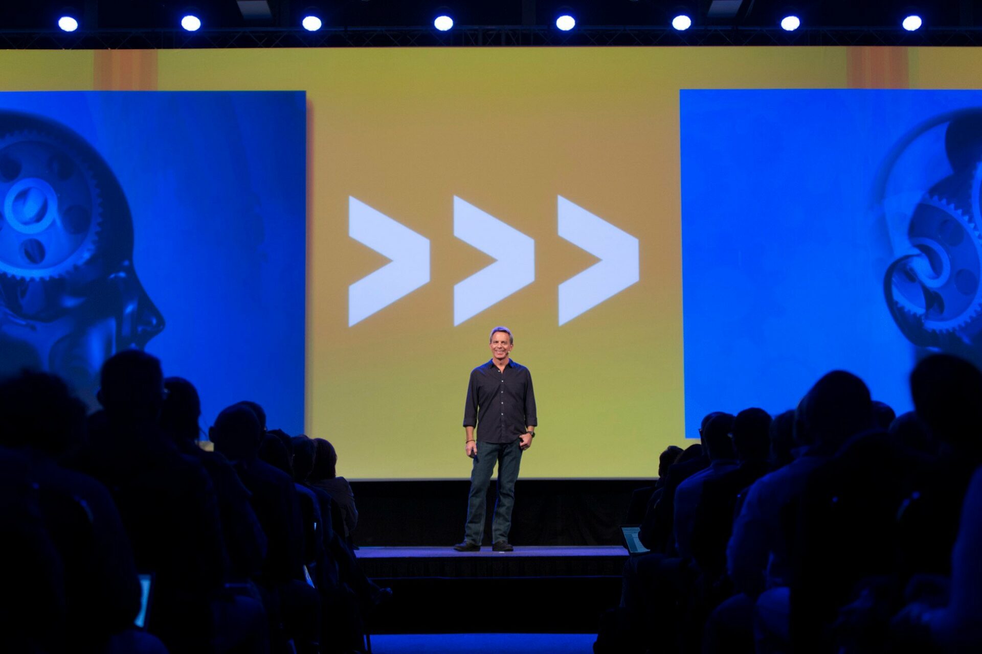 Dan Pallotta: Fundraising and the 'Small Pie Mentality'